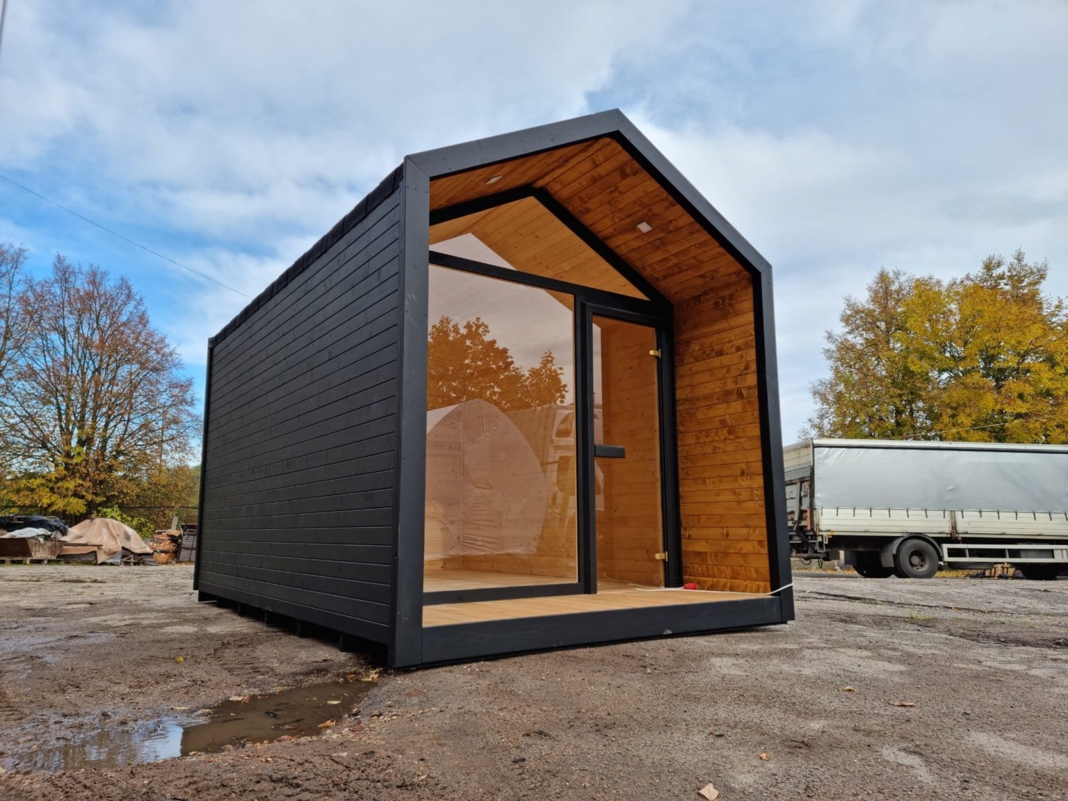 Moduliniai namai. Mediniai, karkasiniai moduliniai nameliai